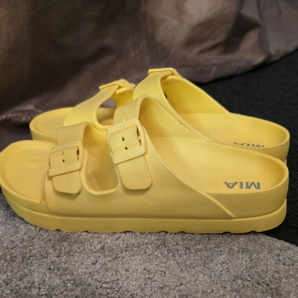 MIA | Shoes | Yellow Slide Sandals | Poshmark